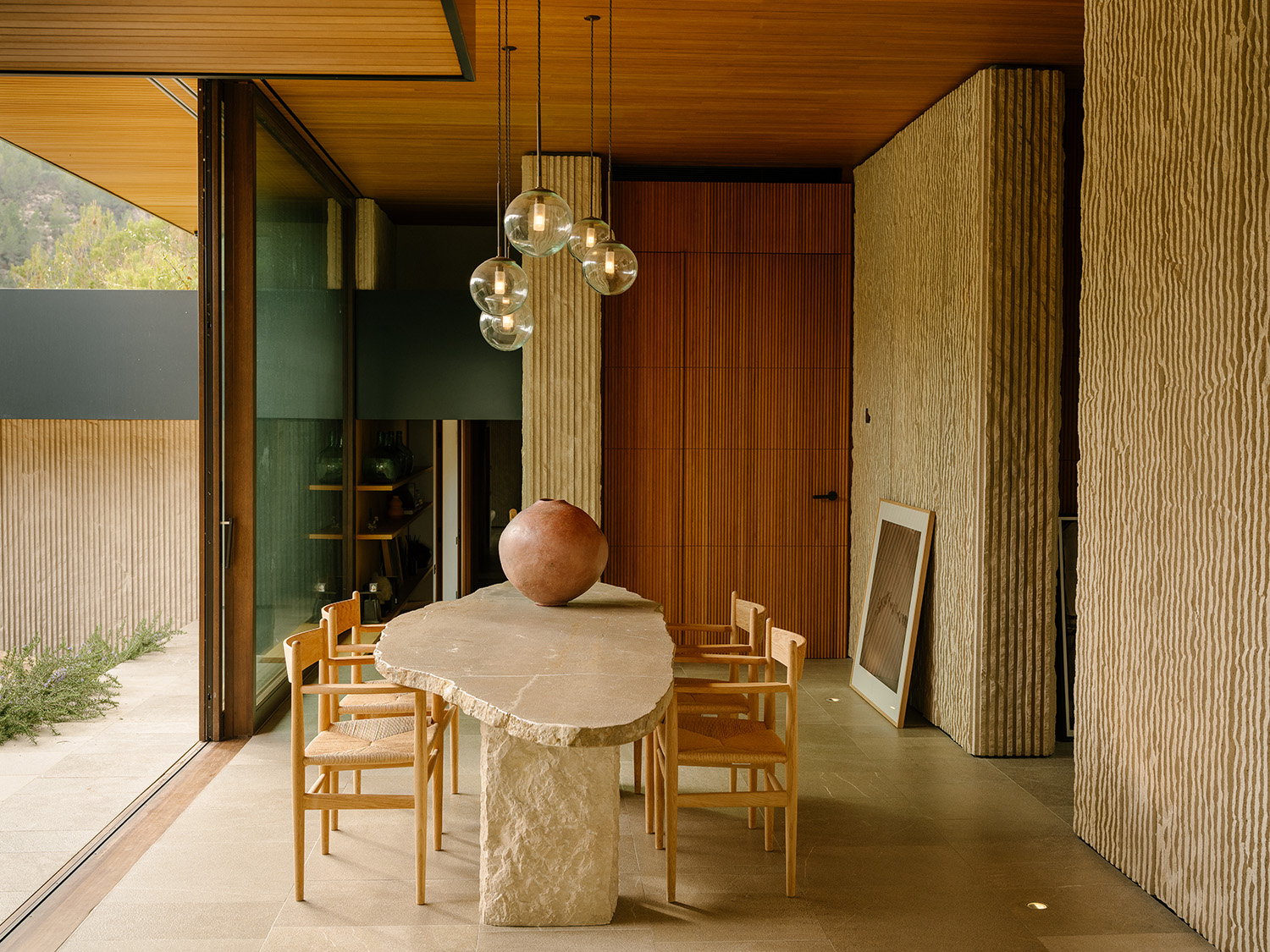 Ohlab’s House in the Mountains celebrates the overlooked beauty of ...