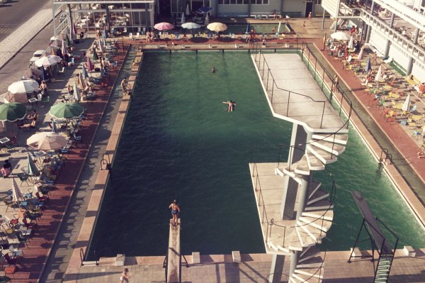 Percy Waite: Rediscovered British photography archive.